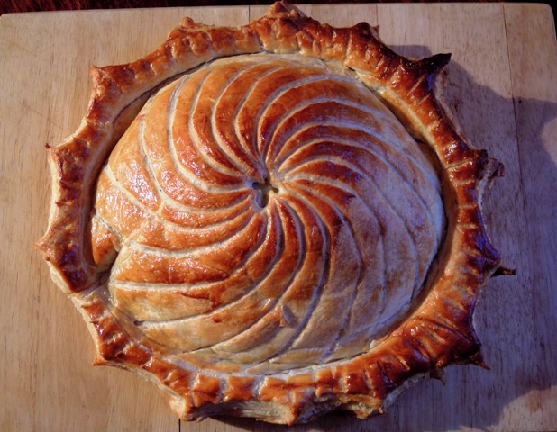 Kale, red pepper and potato pithivier – Bangers & Mash