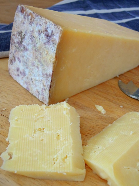 Cheddar – Bangers & Mash